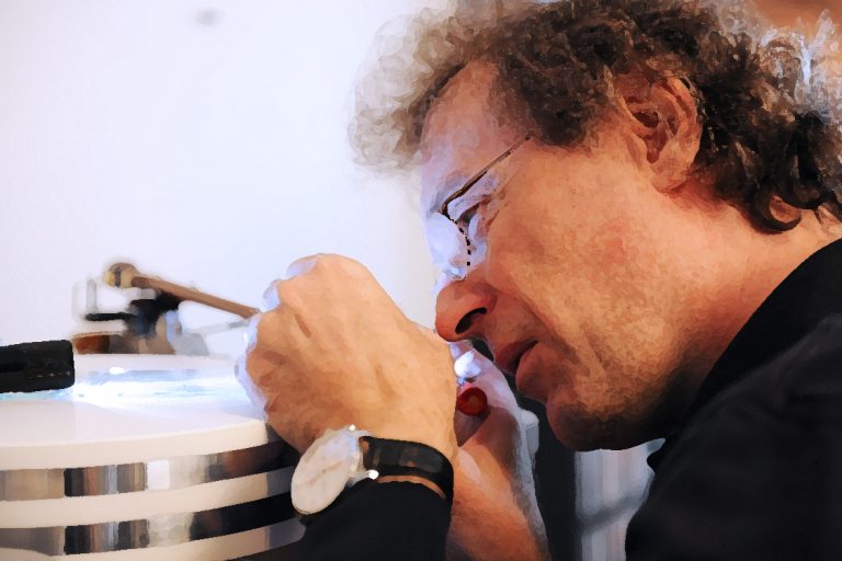 Deep Impressions: The Wave Kinetics NVS Turntable, Durand Telos 12 ...