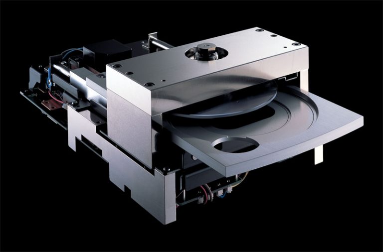 Esoteric K-01X SACD/CD Player