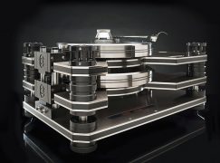 KRONOS Pro LE Turntable