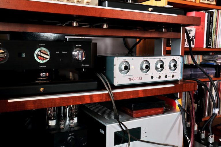 Thöress Dual Function Preamplifier 845 Mono Amplifier