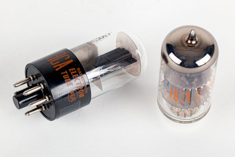 Thöress EHT Amplifiers - Positive Feedback