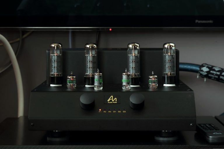 Audio Note Cobra Integrated Tube Amplifier - Positive Feedback