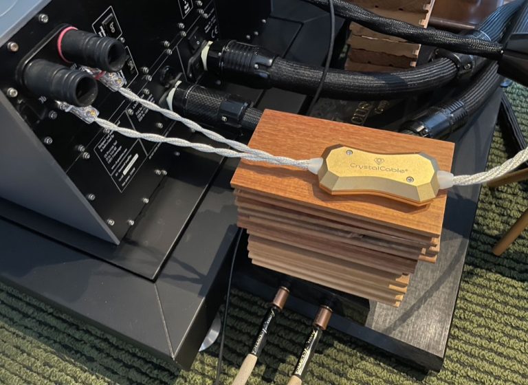 Van Gogh Loudspeaker Cable from Crystal CableVan Gogh Loudspeaker Cable ...