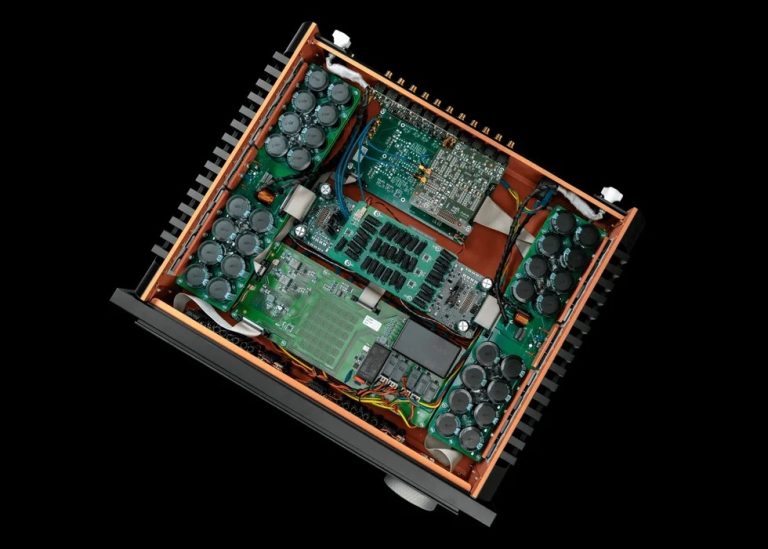 Aavik I-880 Integrated Amplifier - Positive Feedback