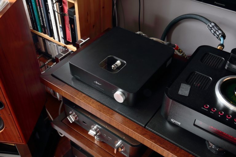 Fezz Audio Equinox EVO DAC Fezz Audio Equinox EVO DAC - Positive Feedback