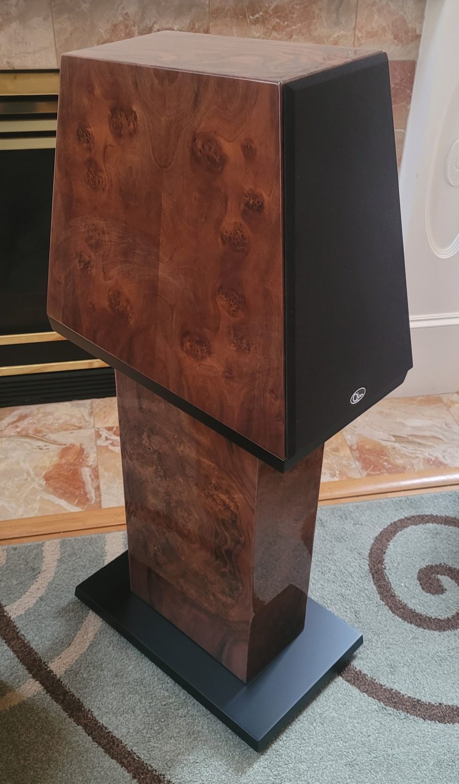 Qln Signature Loudspeakers - Positive Feedback