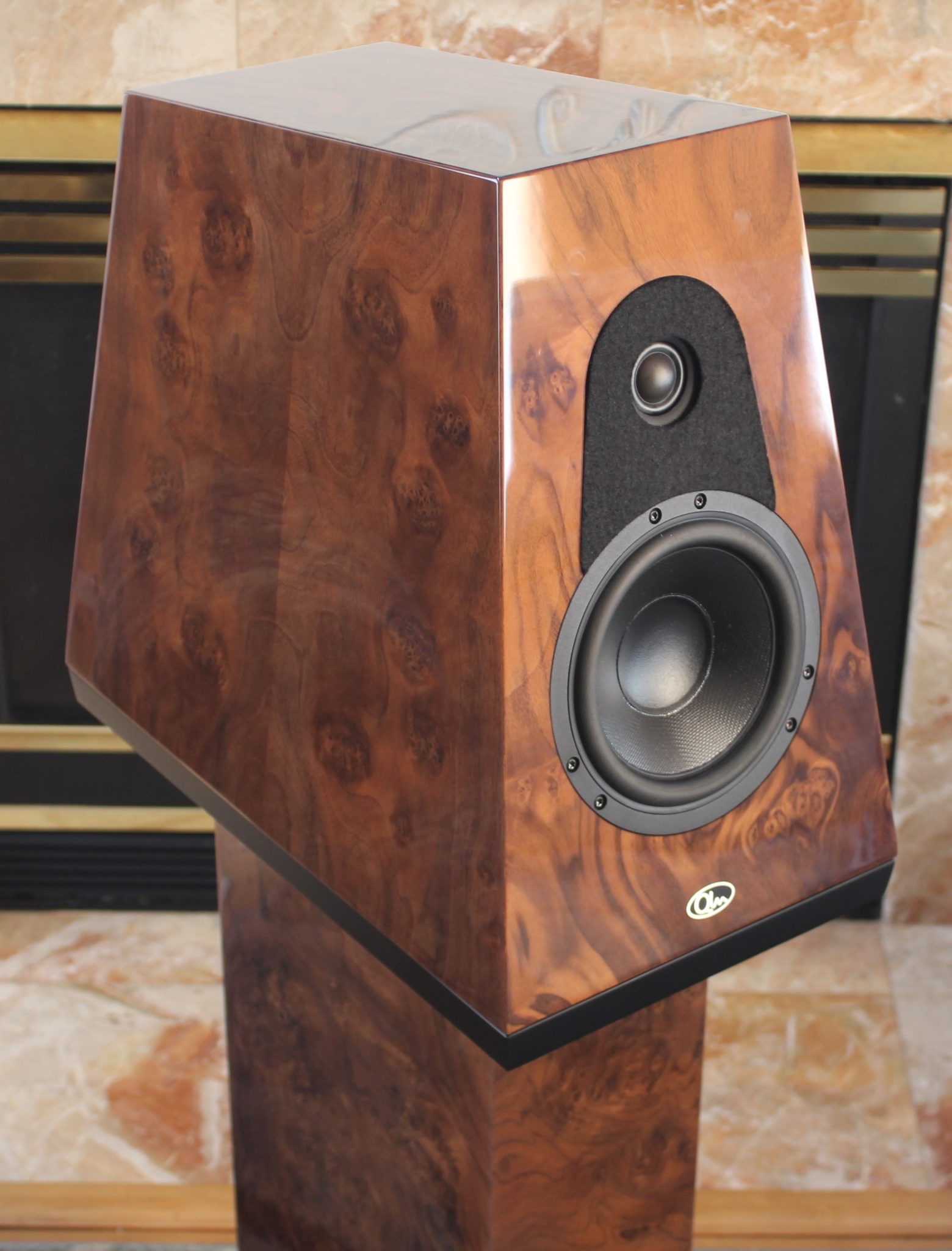 Qln Signature Loudspeakers - Positive Feedback