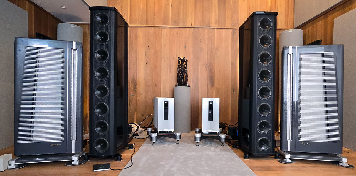 A Visit to the Audio Café in Beverly Hills to Hear the Clarisys Studio ...