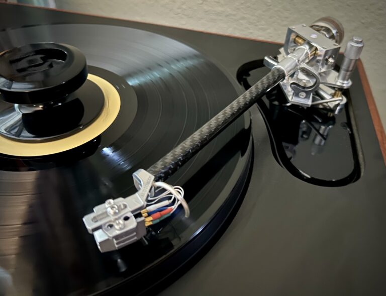 Wireworld Eclipse 8 Loudspeaker Cables - Positive Feedback