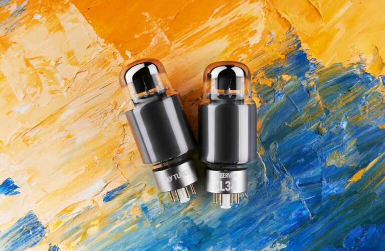 RAY Tubes - Positive Feedback